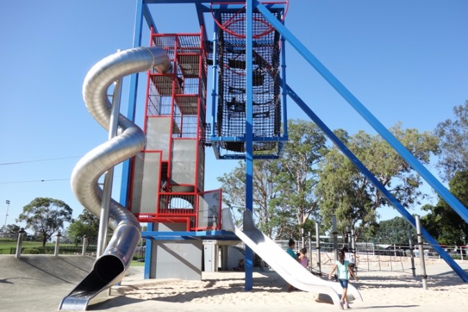 These 35 AWESOME Playgrounds Are the Coolest Things You've EVER Seen ...